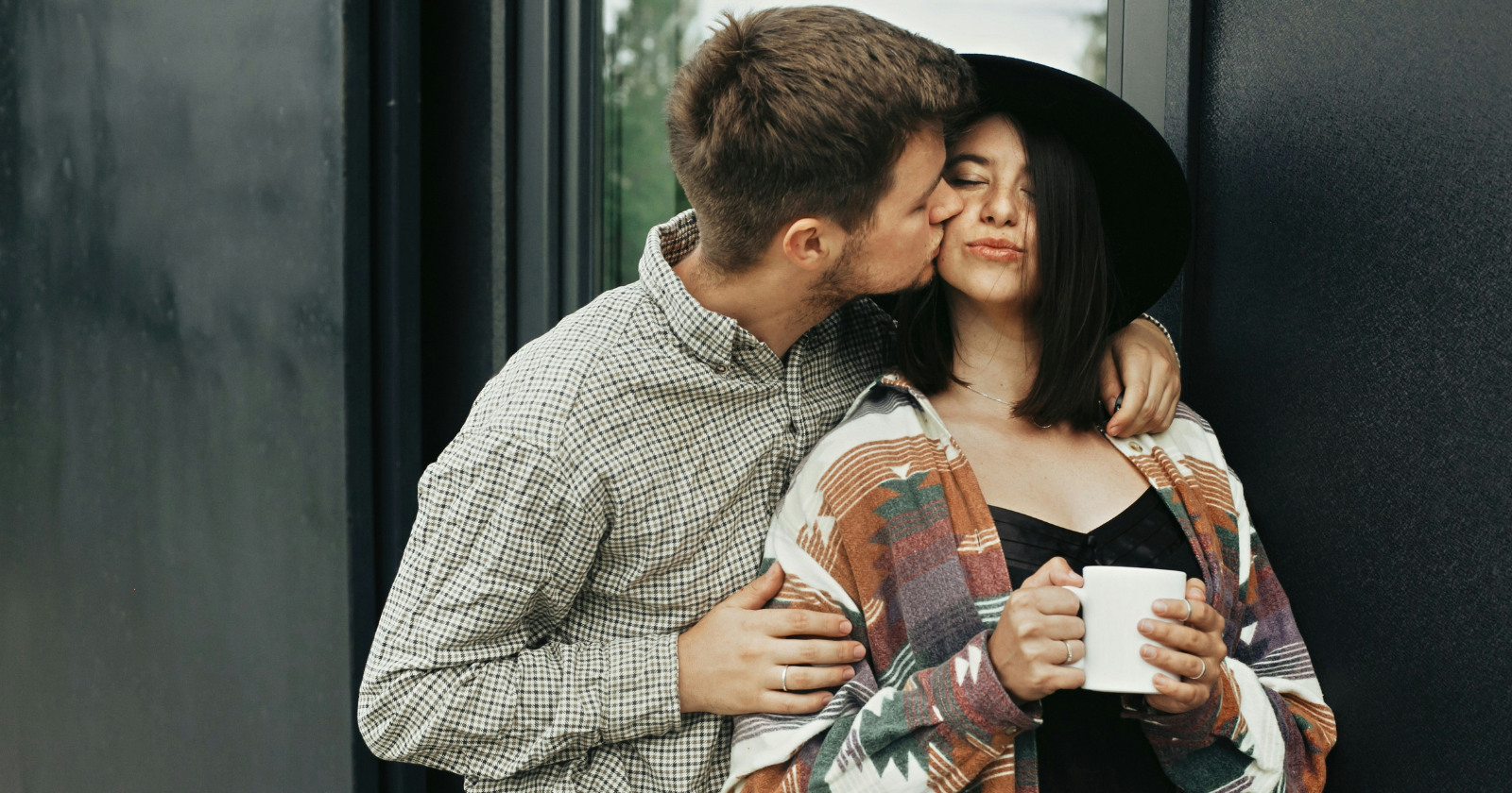 These 4 zodiac signs are too selfless in love, but they never get the ...